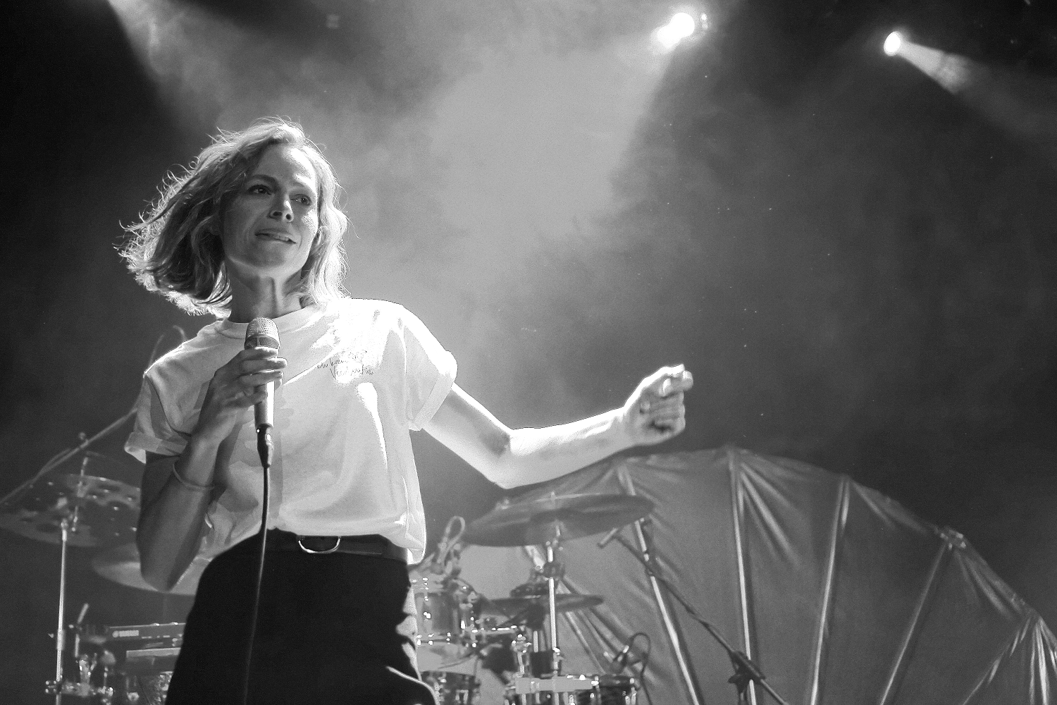 PR für Musikerin CÄTHE - Deborah Klein